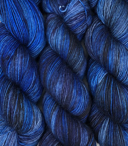 Modern Hand Dyed Yarn | Distortion Fibers