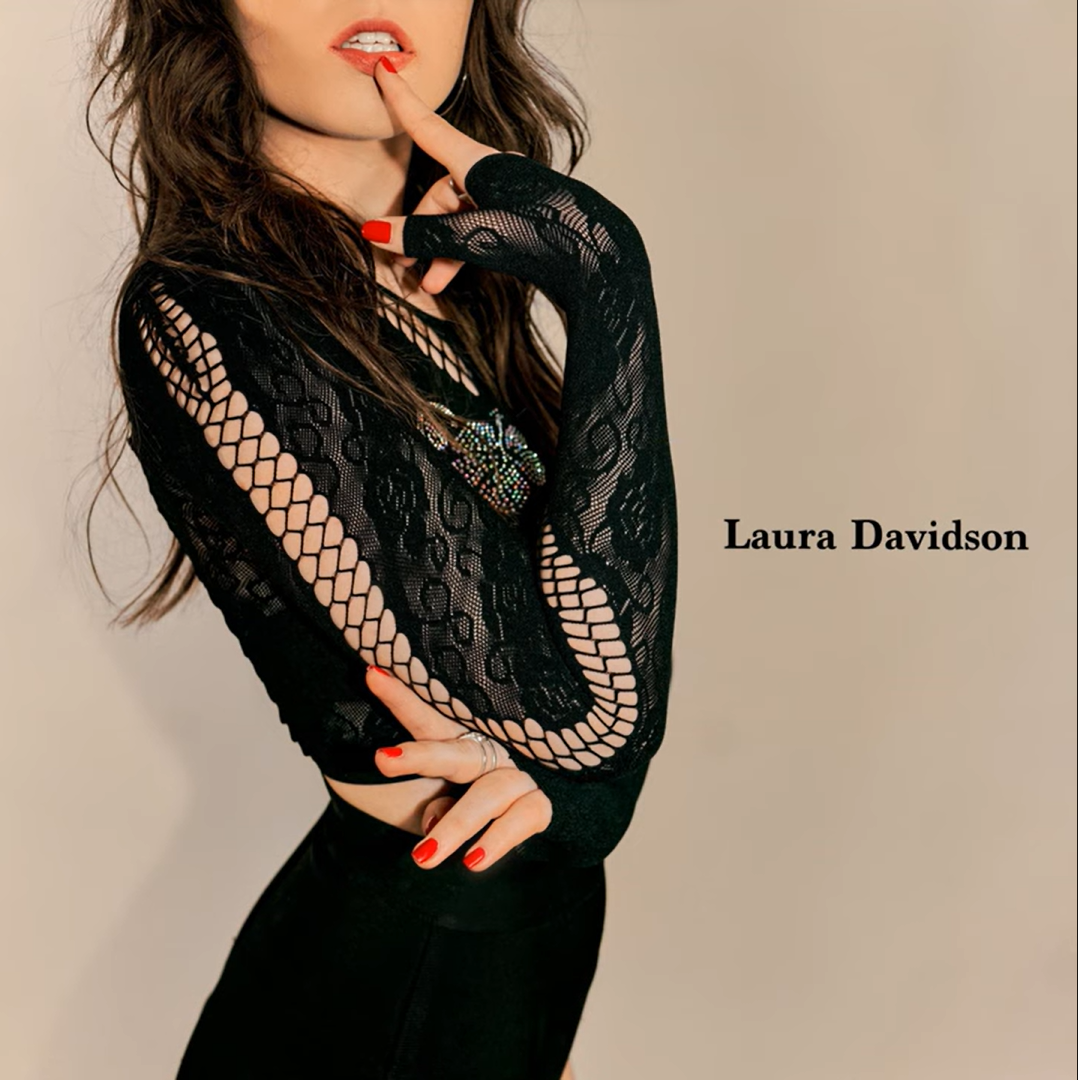 Review: "Twisted" - Laura Davidson