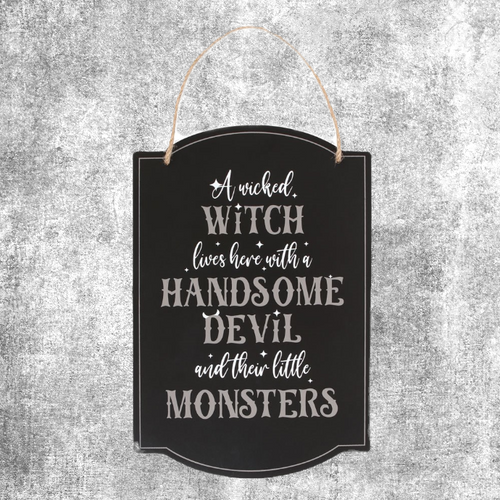 Wicked witch family wooden sign | Fantasy Shop Chimera