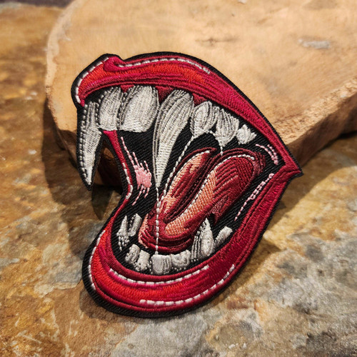 Vampire mouth iron patch | Fantasy Shop Chimera