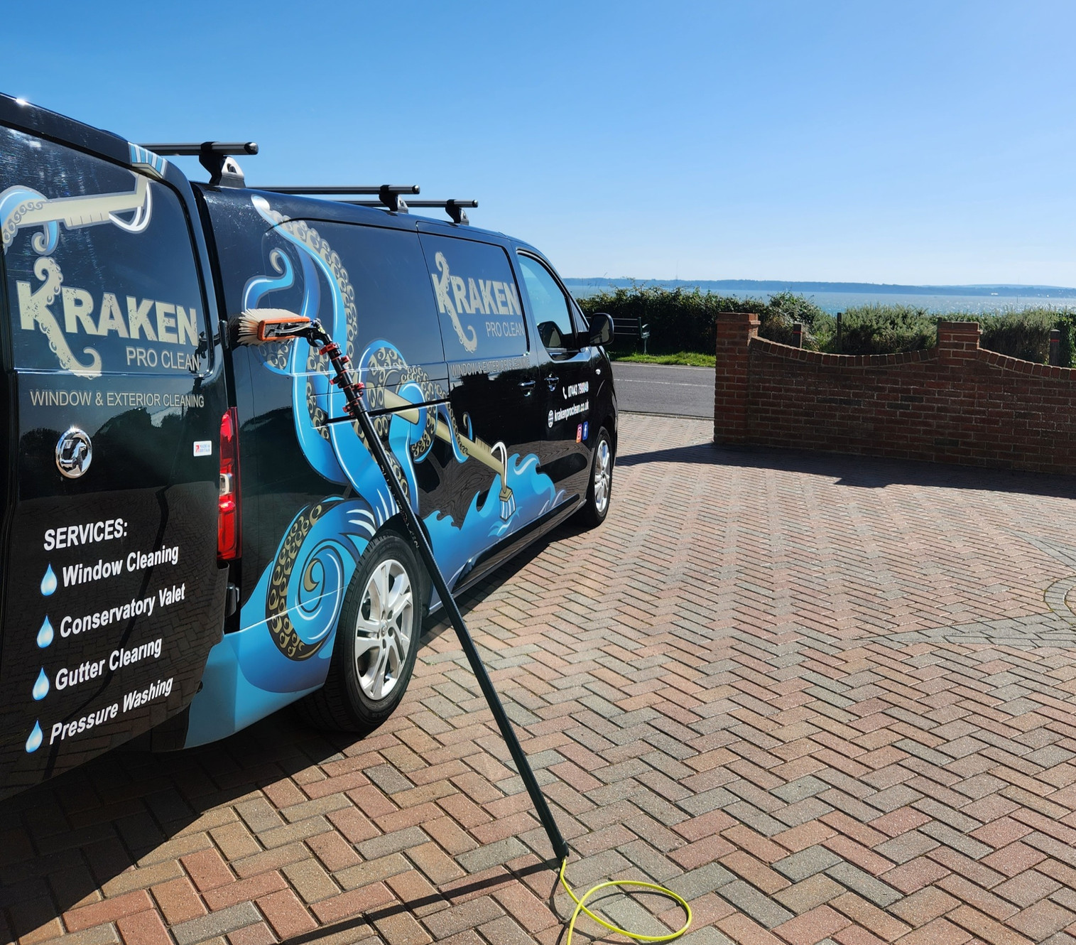 Window Cleaning | Hampshire | England | Kraken Pro Clean