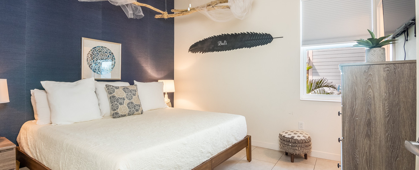 Sand Trap | Beach Boutique Rentals | Anna Maria Island, FL