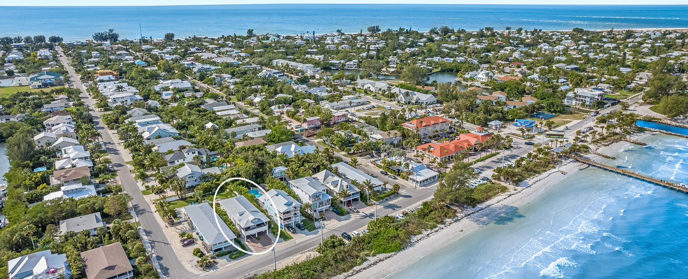 Sand Trap | Beach Boutique Rentals | Anna Maria Island, FL