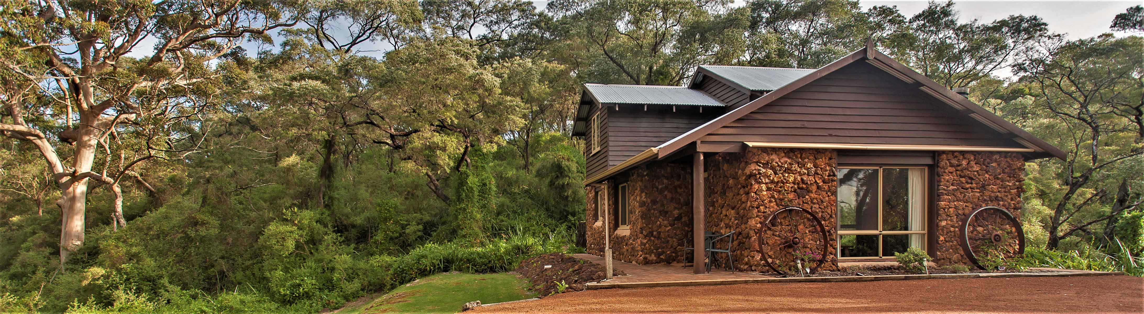 Robins Nest Cottage, Denmark WA | William Bay Cottages