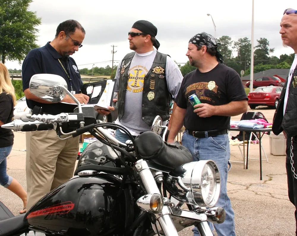Riding Etiquette: Common Courtesies Every Motorcyclist Should Know