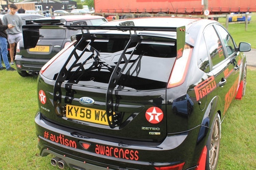 Focus mk2 Prefacelift Swan Neck Spoiler Kit | MGC Modifications