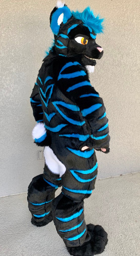 GALLERY | Fursuits by Lacy