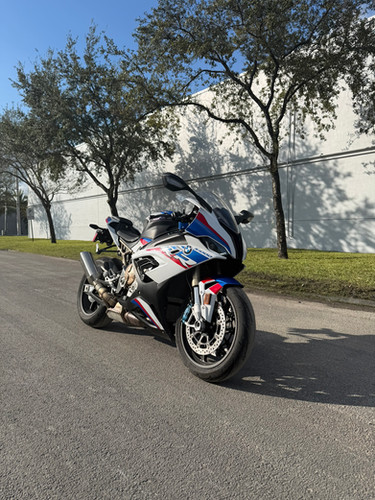 2022 BMW S1000RR Premium | Exclusive Cycles