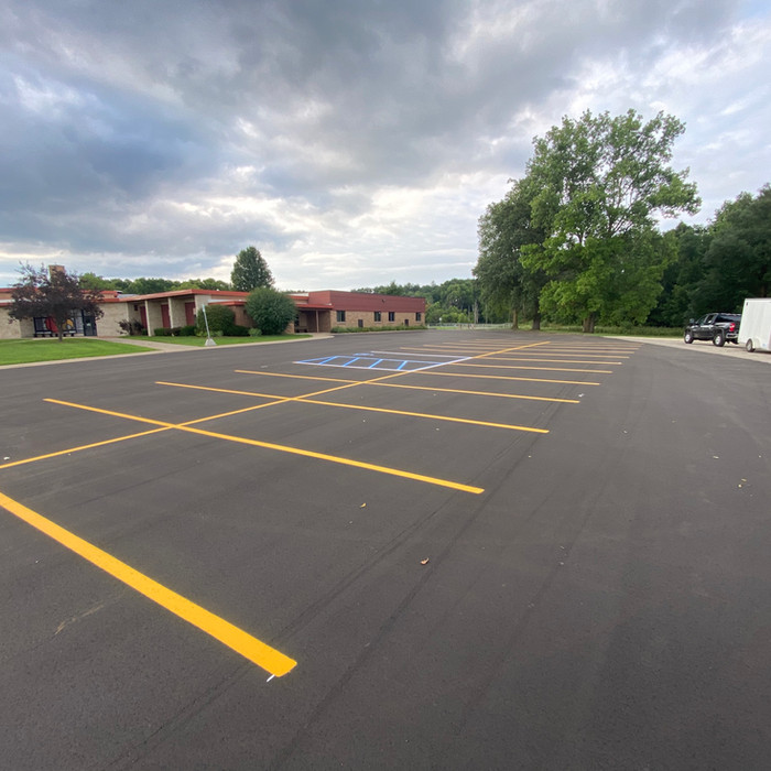 Sealcoating and Asphalt Repair Jackson, Michigan | Bart's Asphalt