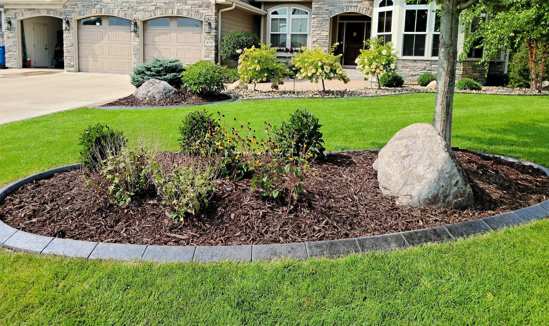 Decorative Concrete Curbing | Capital Curbing | Blaine