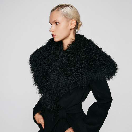 Large Mongolian Sheepskin Collar in Black | daymisfurry