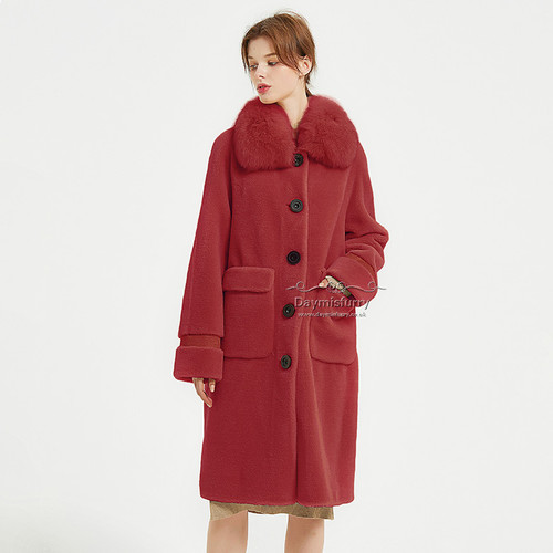 Wool Teddy Coat With Fox Fur Collar in Red | daymisfurry