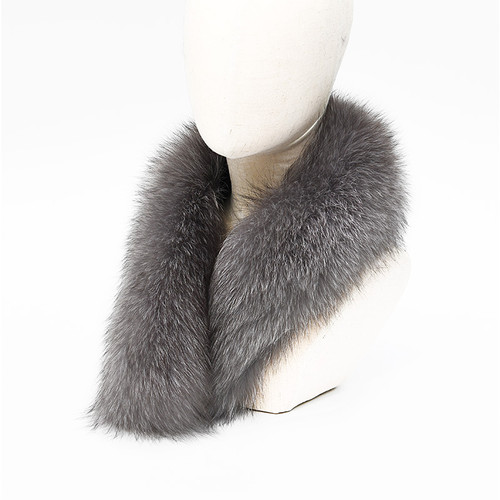 Silver Indigo Fox Fur Scarf in Natural Color | daymisfurry