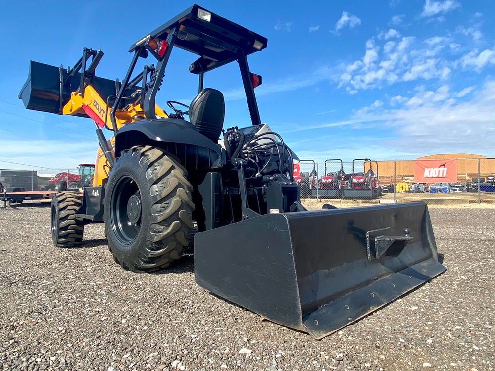 SPECIAL --- 2001 Case 570LXT 4x4 75HP Skip Loader Landscaper with ...