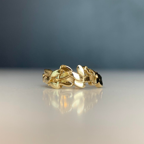 Laurel Ring | AinsleyFineJewellery
