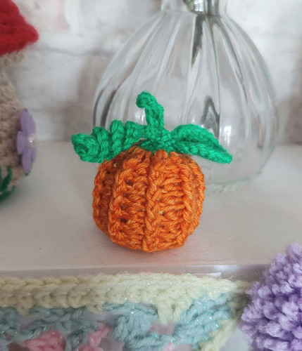 Crochet Pattern for a Pumpkin Ferrero Rocher cover | Mysite