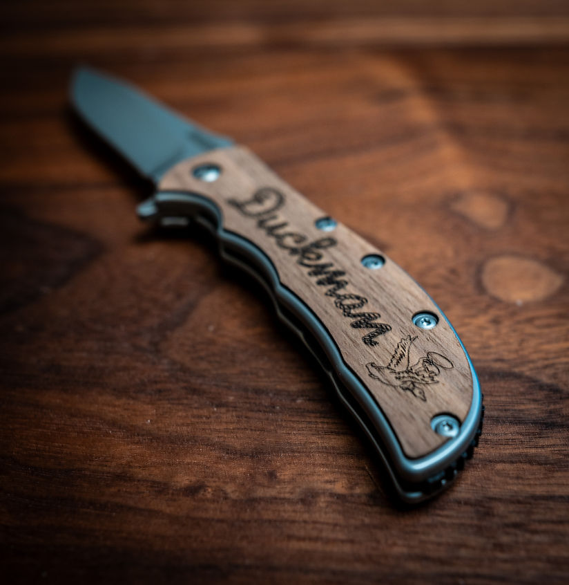custom knife engraved