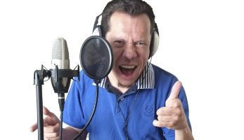 5 Tips al momento de elegir un locutor comercial.