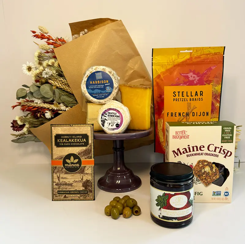 Floral Fromage Classic | Flowers & Cheese Gift Box
