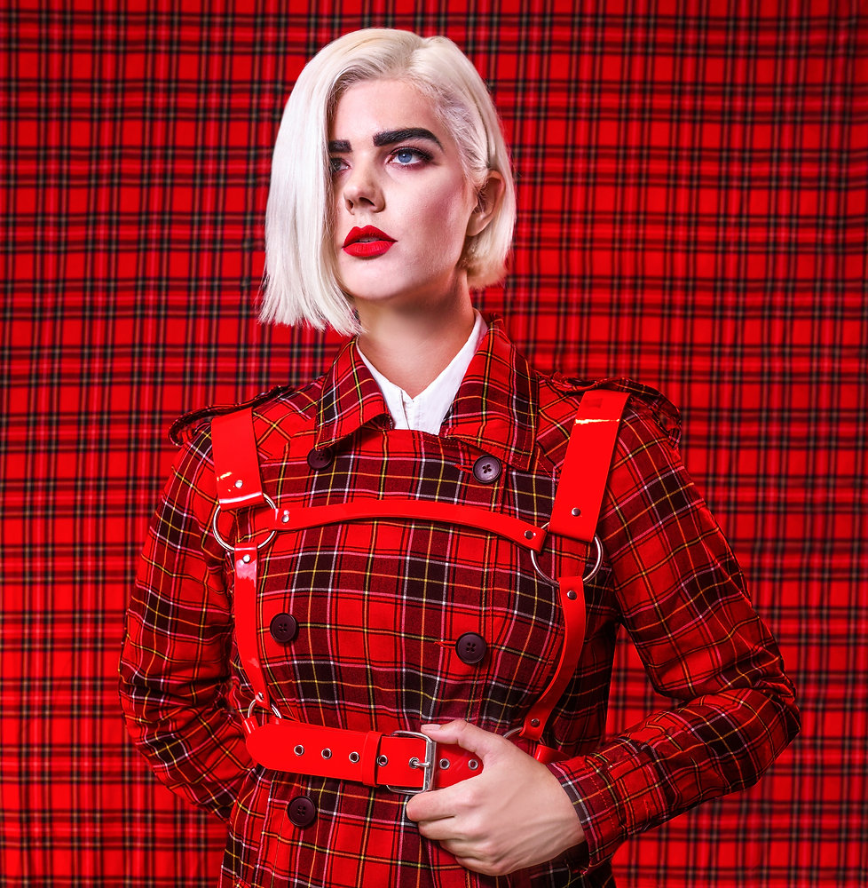RED ALERT: BEC SANDRIDGE DREAMS IN COLOUR THROUGH WIND BACK WEDNESDAY