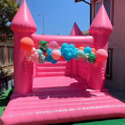 BARBIE CASTLE + 3FT BALLOON GARLAND | SOTO PARTY HAUS
