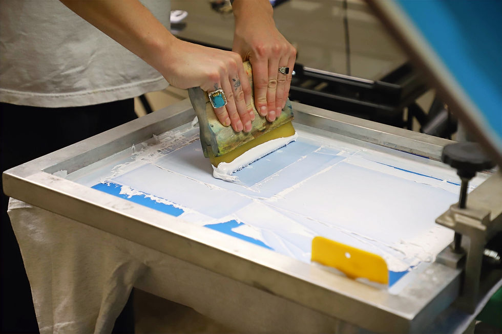 Silk Screen Printing vs. Direct to Garment: Detailed Comparison. Hard ... Silk Screen Printing vs. Direct to Garment: Detailed Comparison. Hard ...