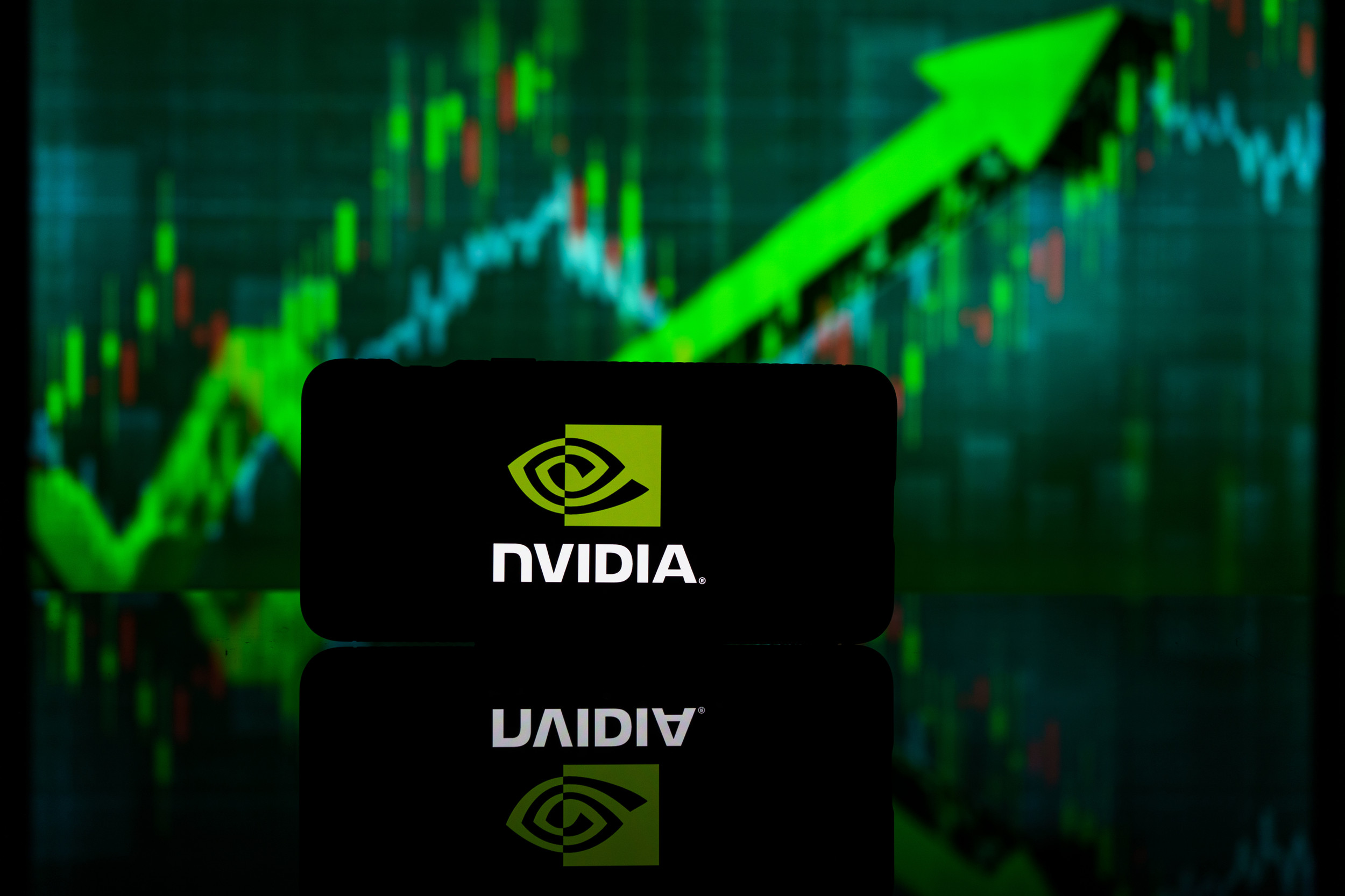 NVIDIA B300 Specs: 288GB HBM3e Memory, Power Consumption & Pricing