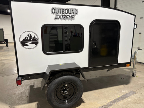 White Extreme | Outbound Trailer