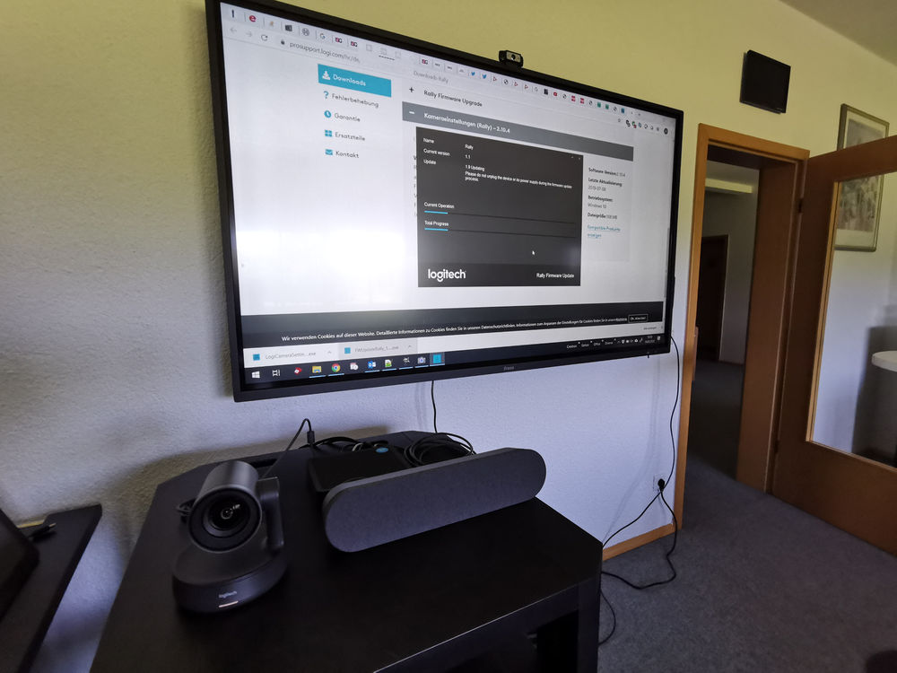 Unboxing Logitech Rally Plus