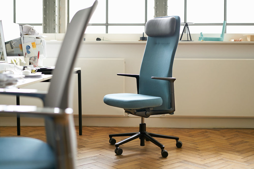 Pacific Chair by Vitra