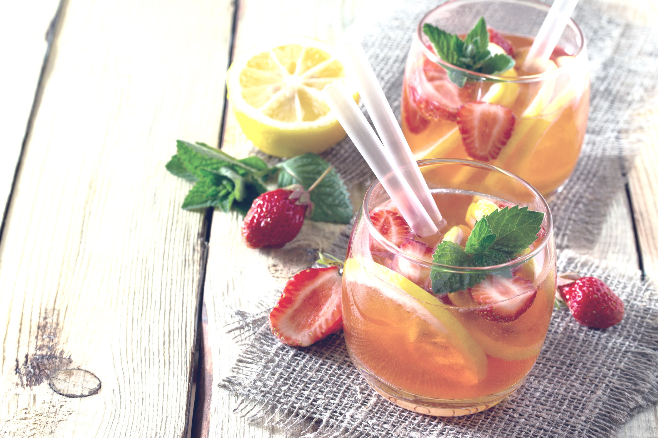STRAWBERRY VODKA LEMONADE | GOTCHA SPIRITS