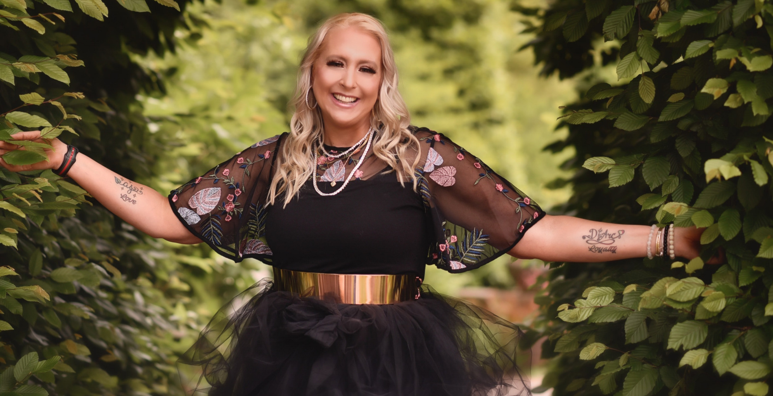 Sparkle Sisters: Discover the Sisterhood Online