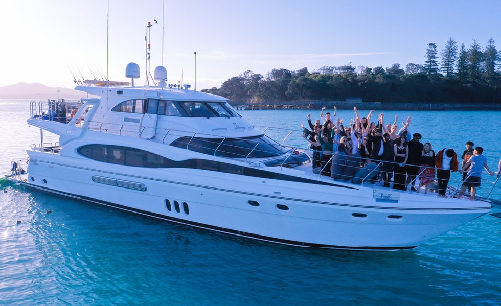LuxuryCharter Boats Auckland 81ft 101ft Super Yachts LuxuryCharter Boats Auckland 81ft 101ft Super Yachts