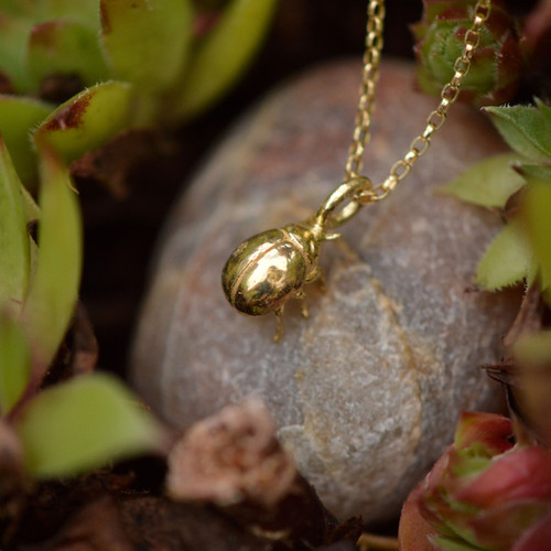 18ct Gold Tiny Ladybird Pendant | Lucy Stopes-Roe