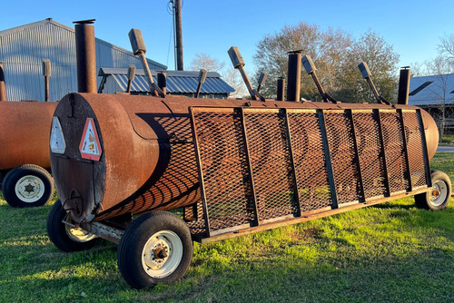 Large BBQ Pit Rental | website