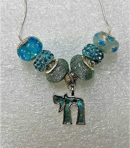 Am Israel Chai - Beads necklace with turquoise Chai