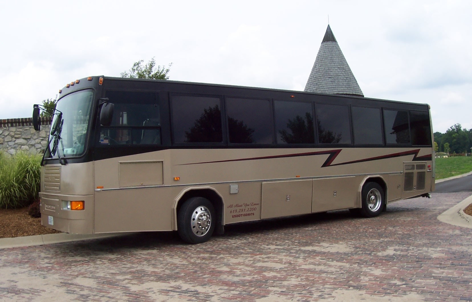 Limo Liner Luxury Limo Bus | All About You Limos