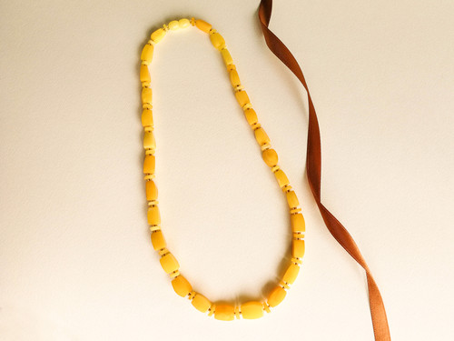 Matt yellow untreated natural amber rectangle beads necklace | Amber by ...