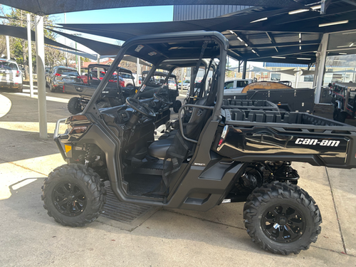 New Can- Am Defender HD10 XT | Graham Betts Motors