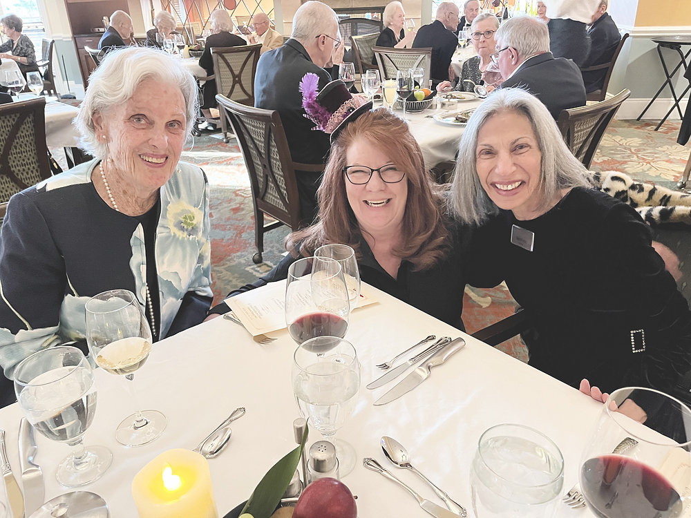 Titanic Dinner Photo Gallery Part 2: Table Pix