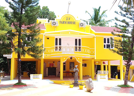 RESORTS | JV Farm House