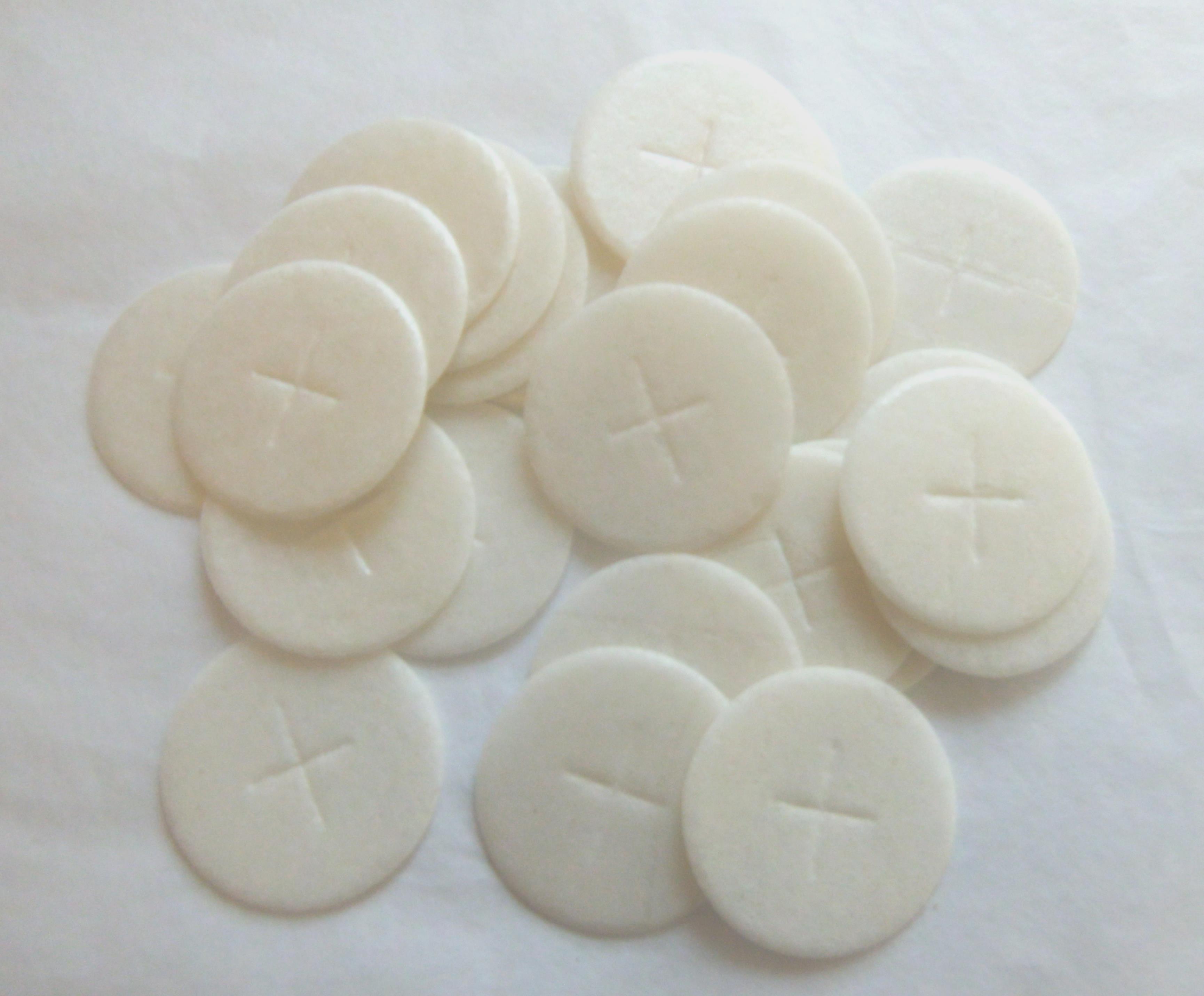 ALTAR BREADS AND LINENS | ThicketPrioryCarmel