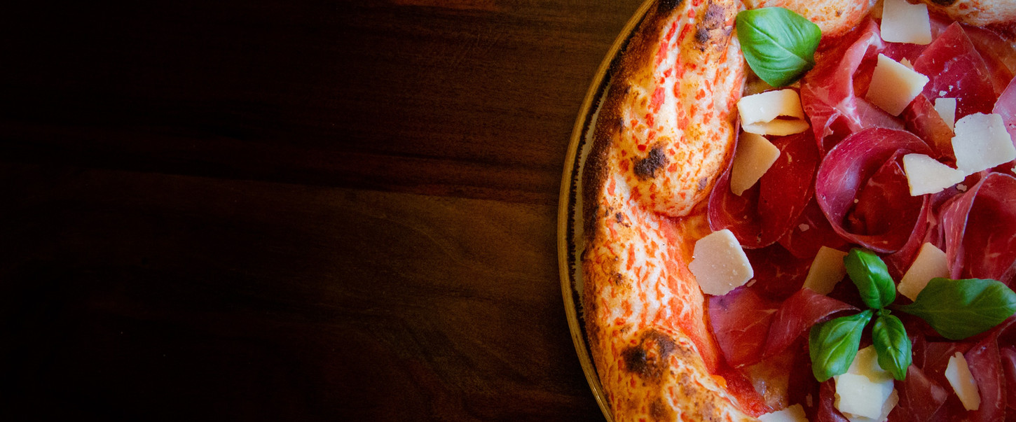 Ladybug | Hamburger, Pizze, Carne alla griglia e Aperitivi | Pranzi di ...