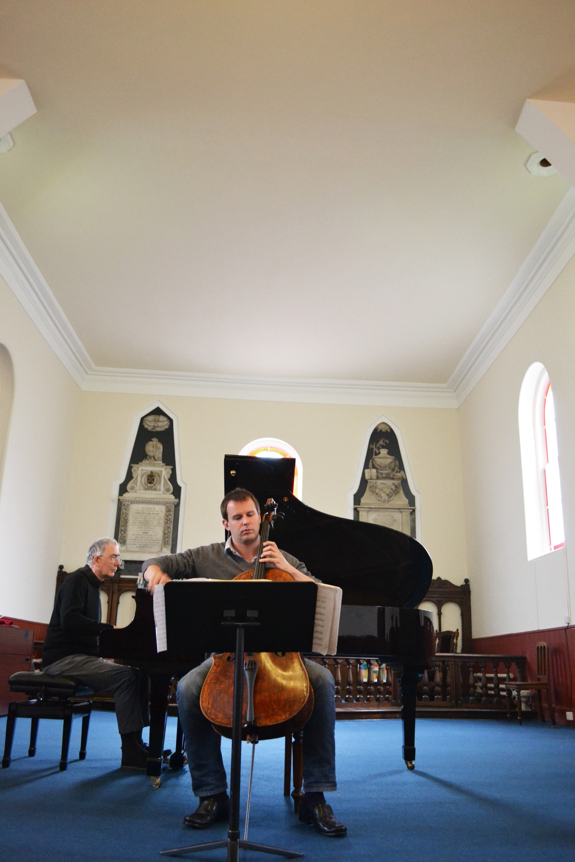 Tim Lowe, Cellist
