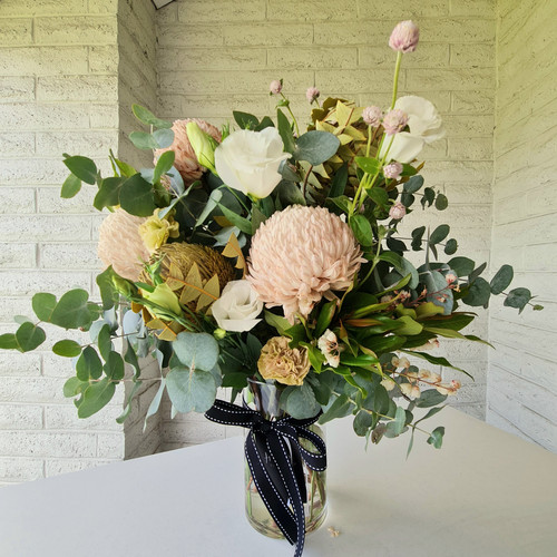 Seasonal Native Flower Vase | hayleysflowershop
