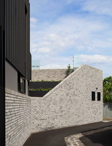 Petersen D91 Bricks | handcrafted bricks | Robertson's Building Products