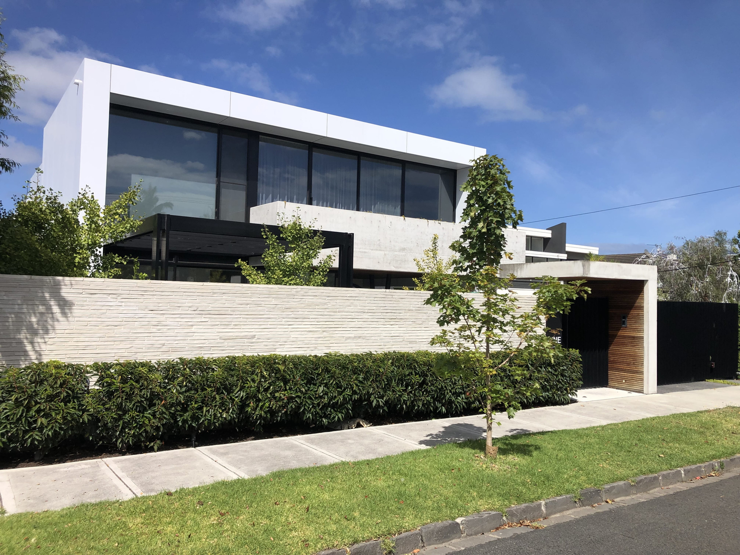 Petersen Kolumba™ bricks add a striking textural contrast to a ...