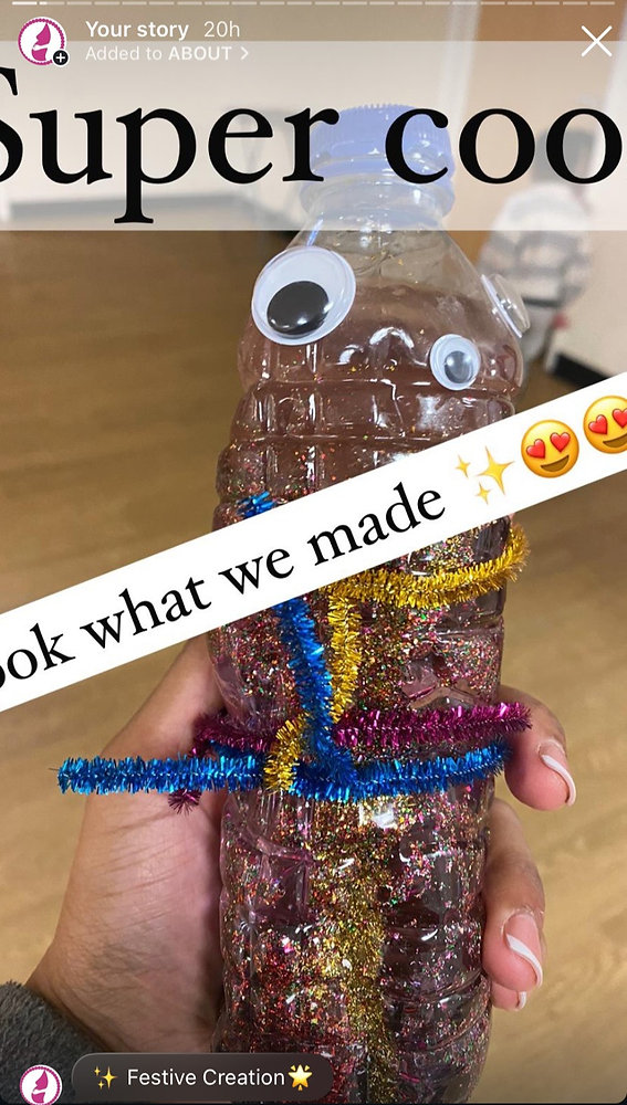 Christmas Sensory Sprinkle Bottle It's Craft time!