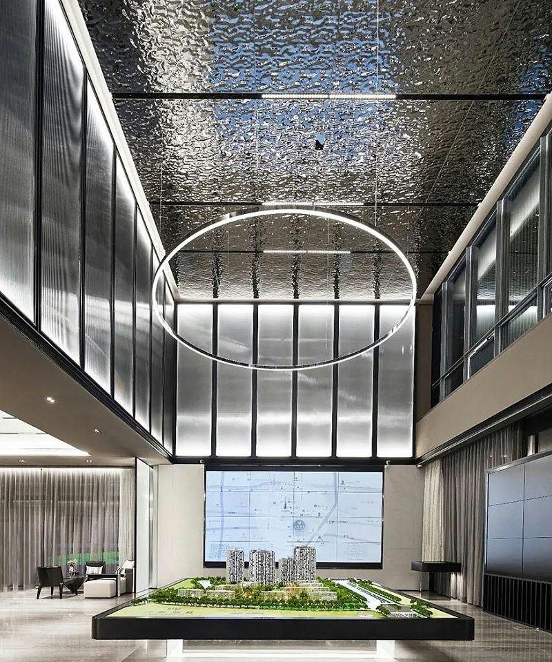 Such stainless steel ceiling, you deserve to