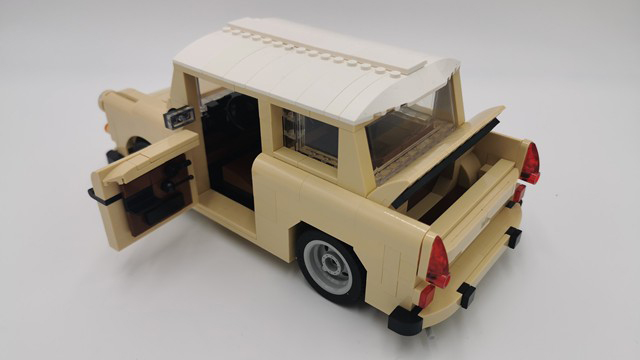 LEGO MOC Trabant 601 L by Brixxbert | Rebrickable - Build with LEGO